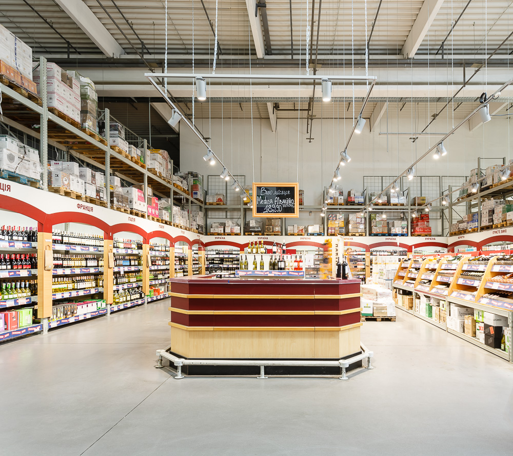 МЕТРО Теремки ☝ Реалізовані проекти компанії «Світлотек»